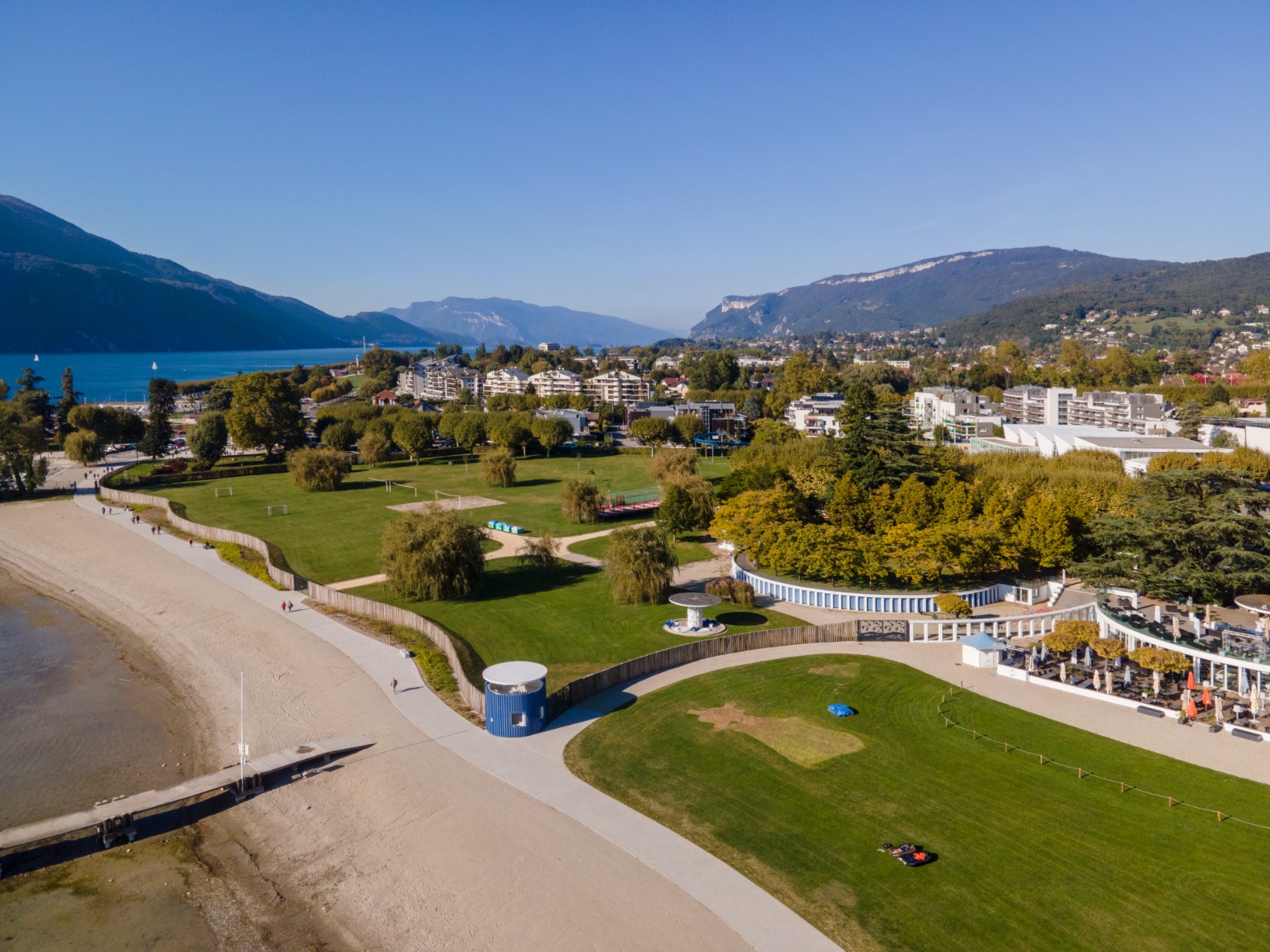 Aménagement de la plage et réorganisation des espaces sur le site d ...